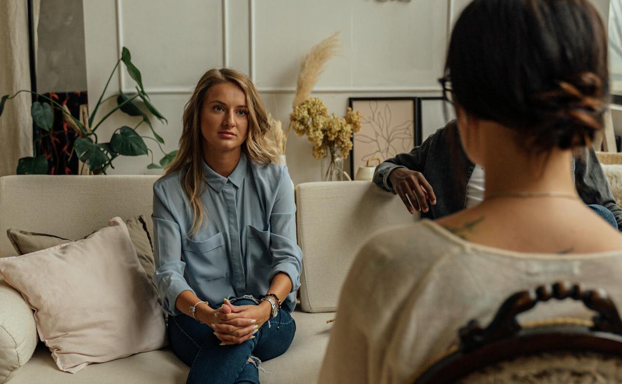 Helping Teenagers Cope with Divorce | AWA